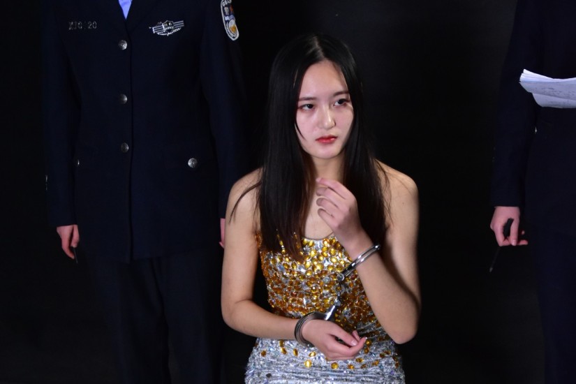 女囚写真集 (Female Prisoner Photos) – Fictitious Prison